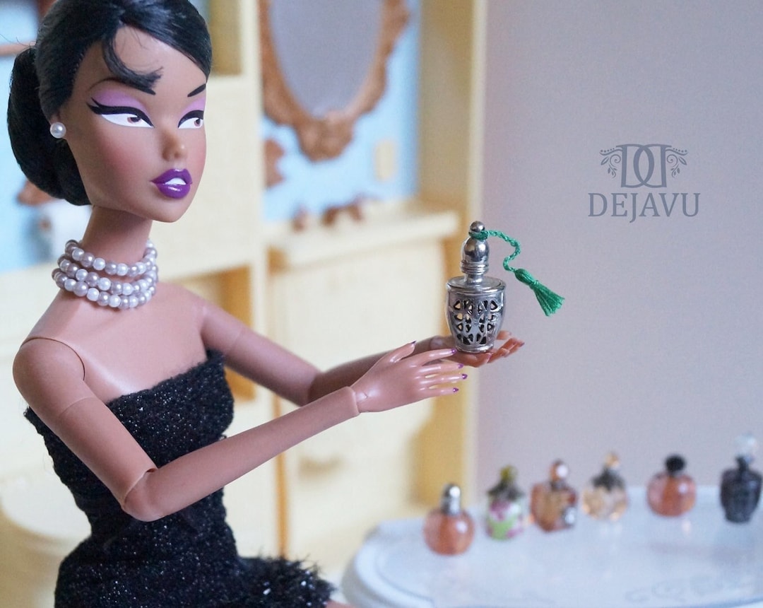 1:6 Scale Miniature Perfume Bottles for Dollhouse, Barbie Doll ...