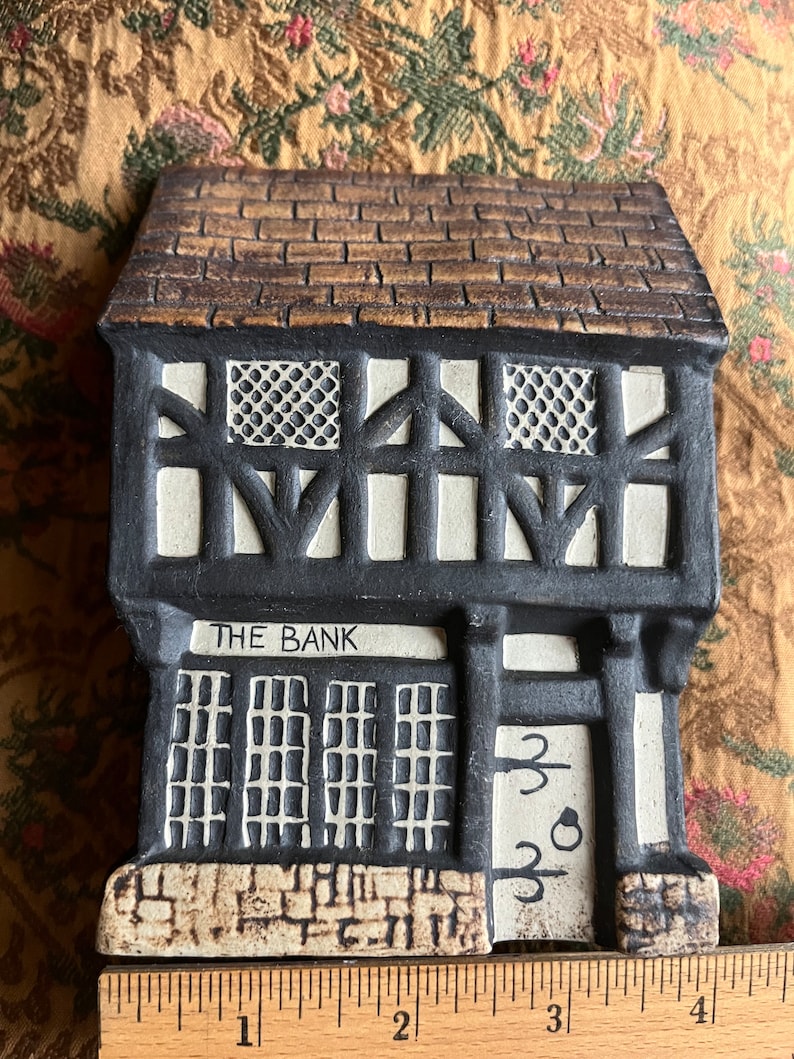 English Tudor Mini Building, Half Timbered Building Architecture, Model ...
