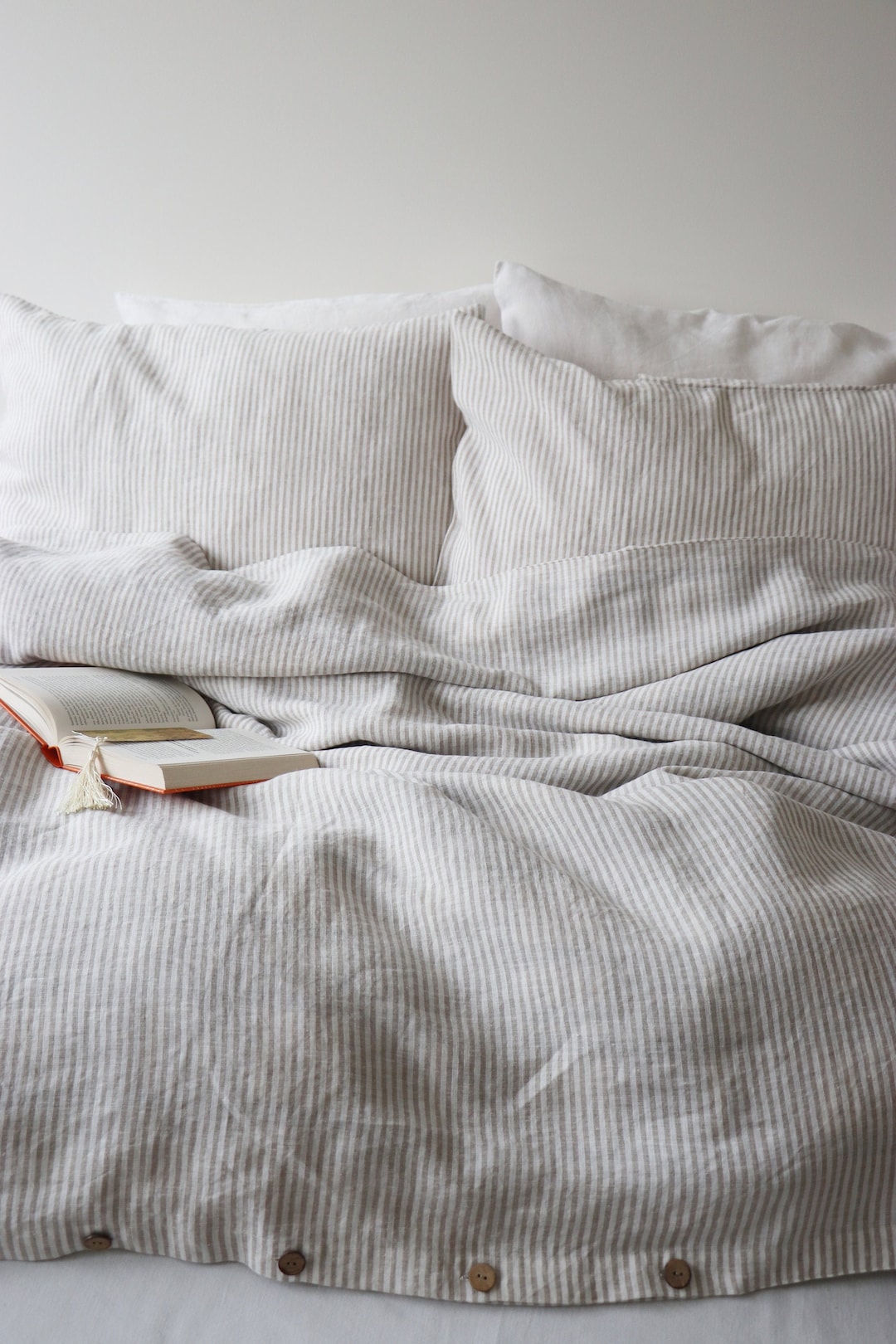 Linen Duvet Cover With Coconut Buttons – Stone Washed Bedding - Etsy