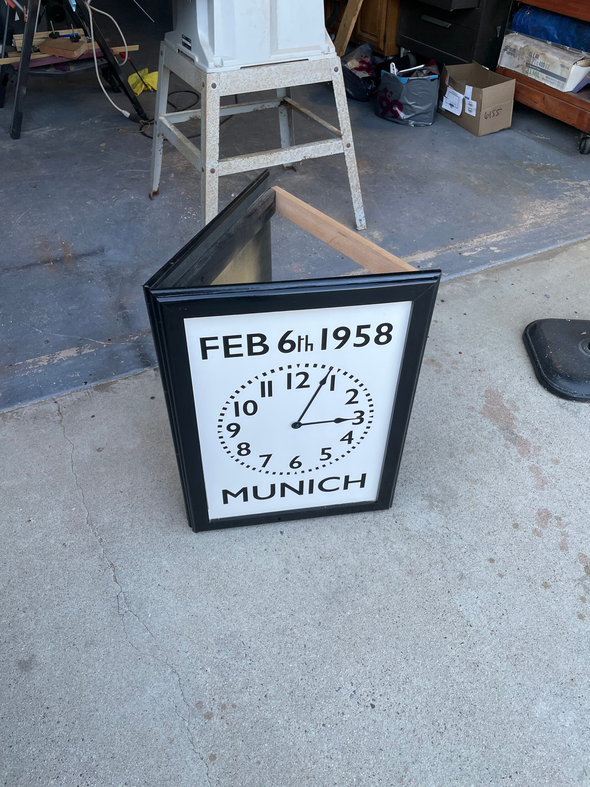 Old Trafford Stadium Clock - Etsy
