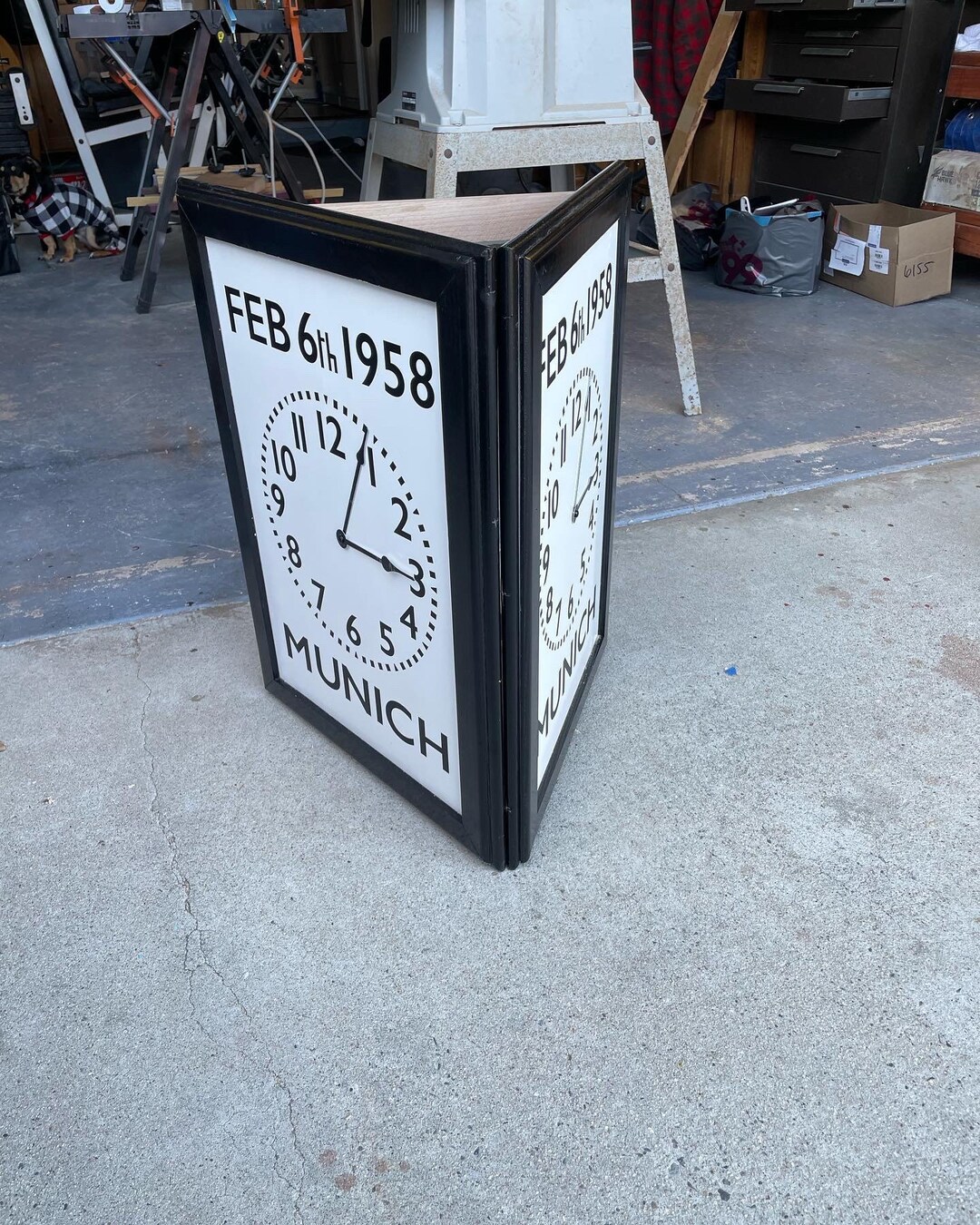 Old Trafford Stadium Clock - Etsy