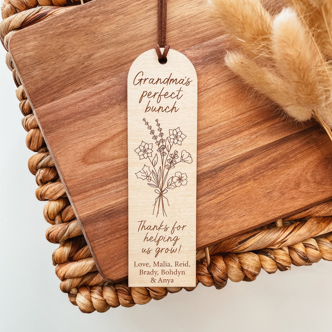 Custom Birth Flower Bookmark, Custom Mom Bookmark, Custom Grandma ...