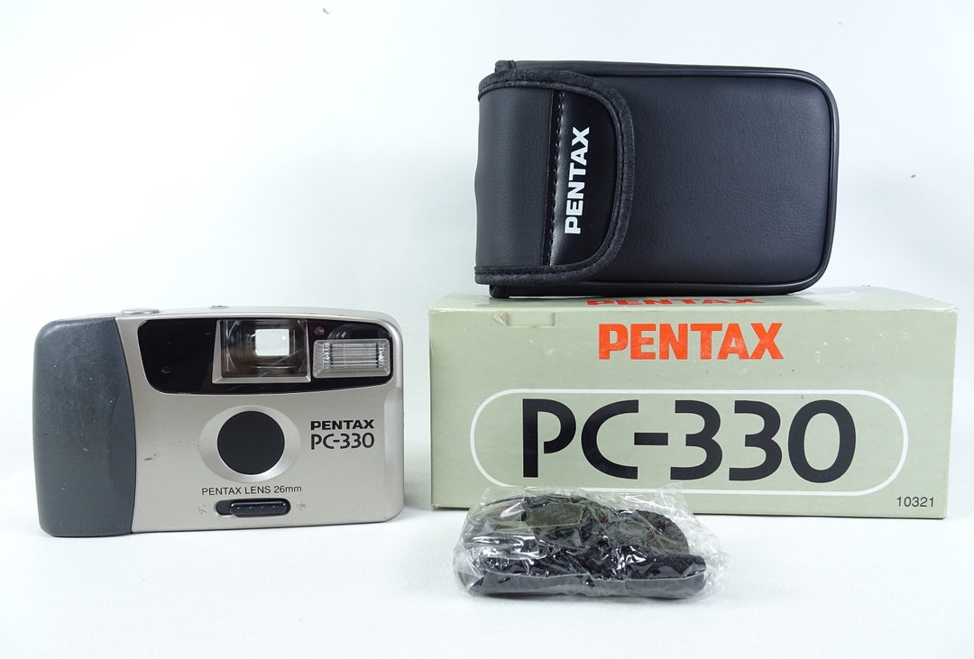 Pentax PC-330 35mm Point & Shoot Film Camera 26mm Fixed Prime Lens ...