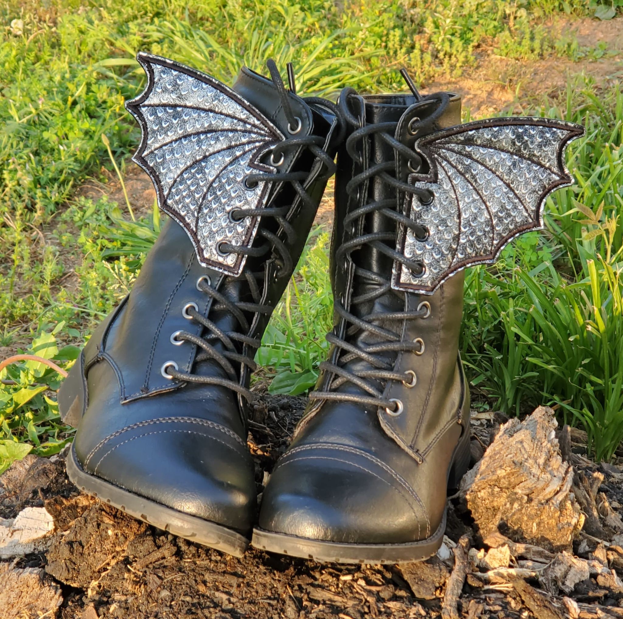 In the Hoop Boot and Skate Wings Embroidery Design for the - Etsy