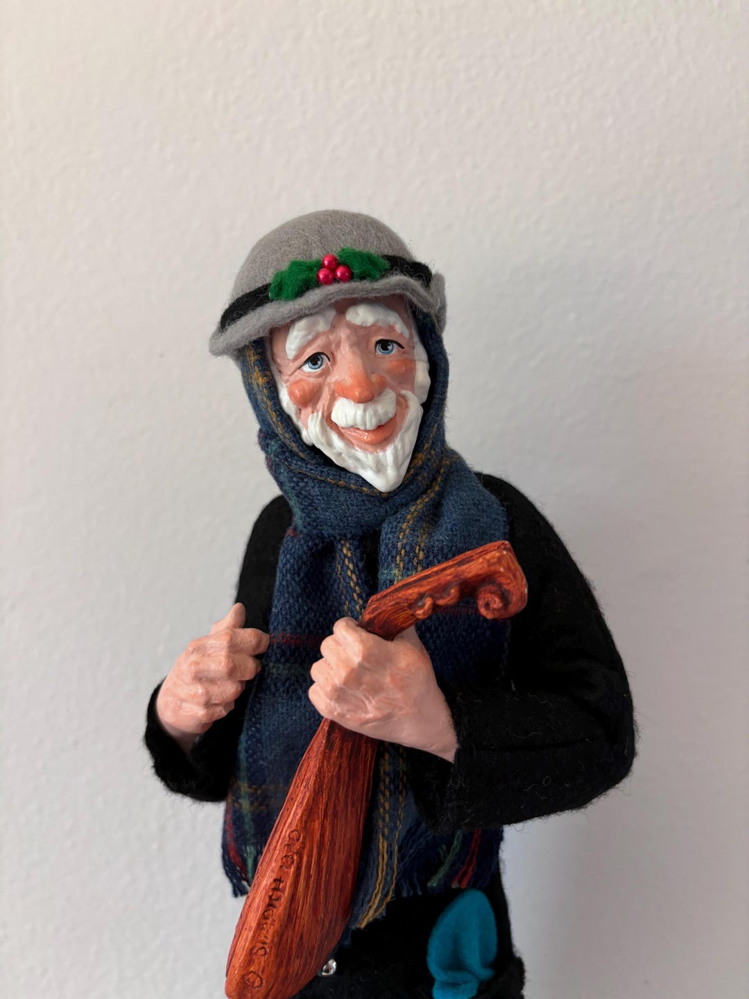 Simpich Character Dolls Man With Mondolin Byers Carolers Dickens ...