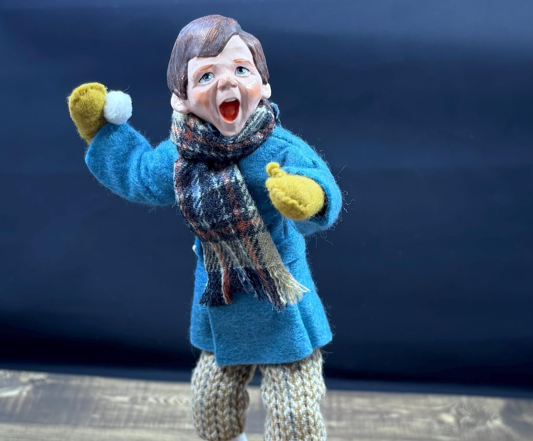 Simpich Character Dolls Boy With Snowball Christmas Carolers Dickens ...