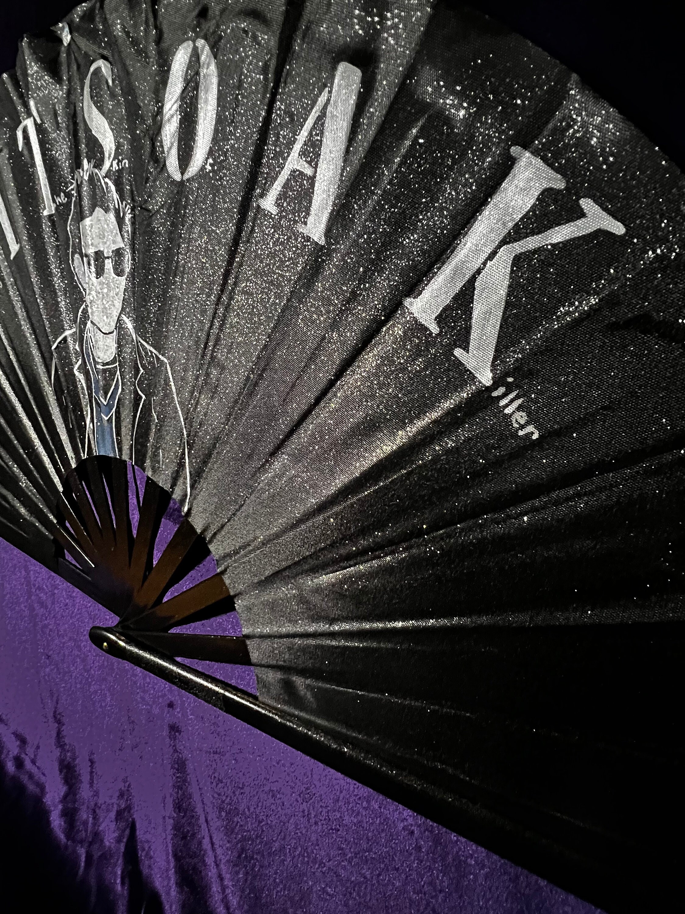 This is the Skin of A Killer Twilight Folding Hand Fan Clack Fan Clap ...