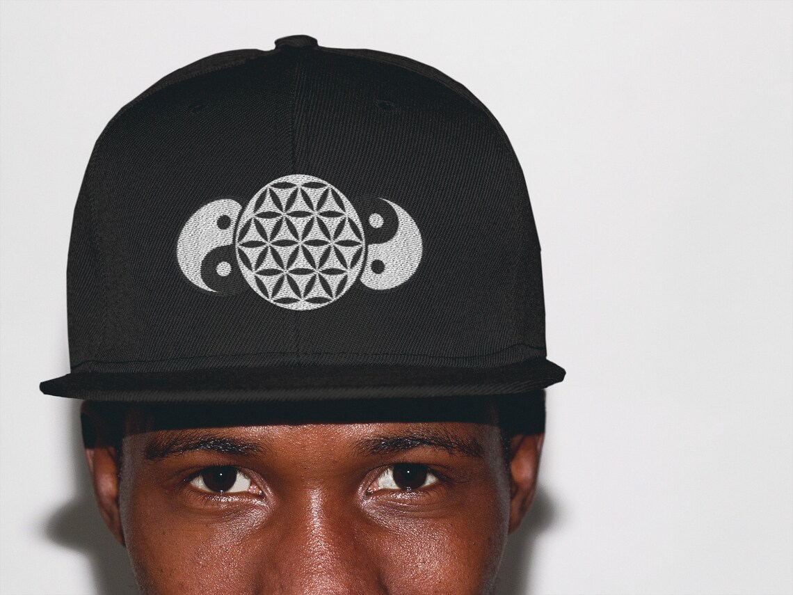 Sacred Geometry Hat, Yin Yang Snapback Spiritual Vibes Flower of Life ...