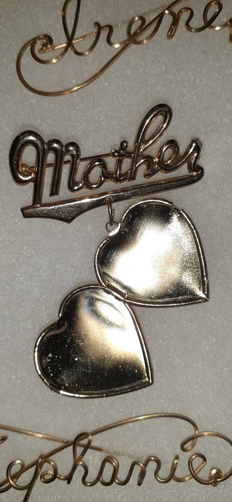 Collection of 18 Vintage World War II Sweetheart Pins Including Name ...