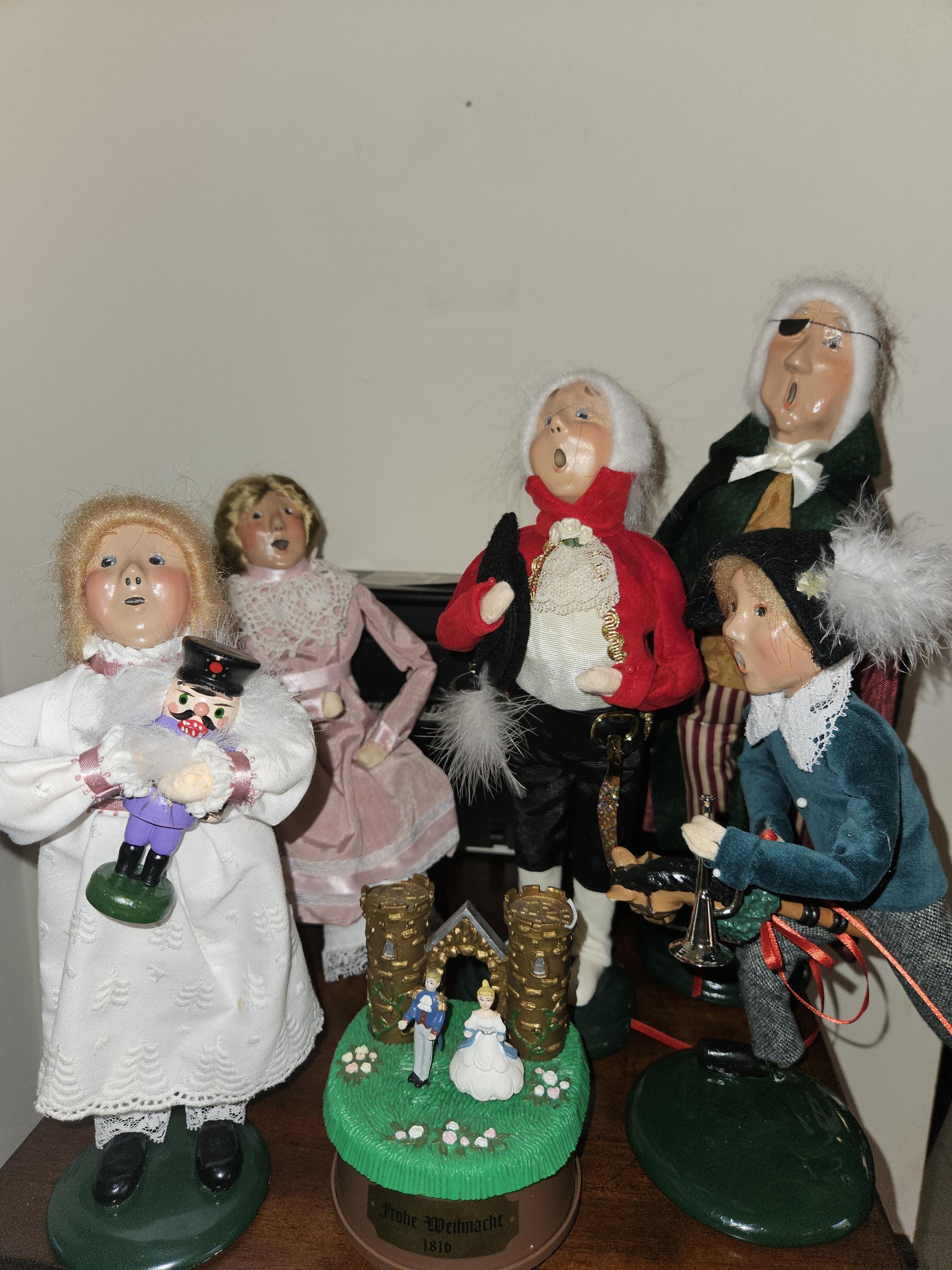 Byers Choice Carolers Nutcracker 5 PC Set - Etsy