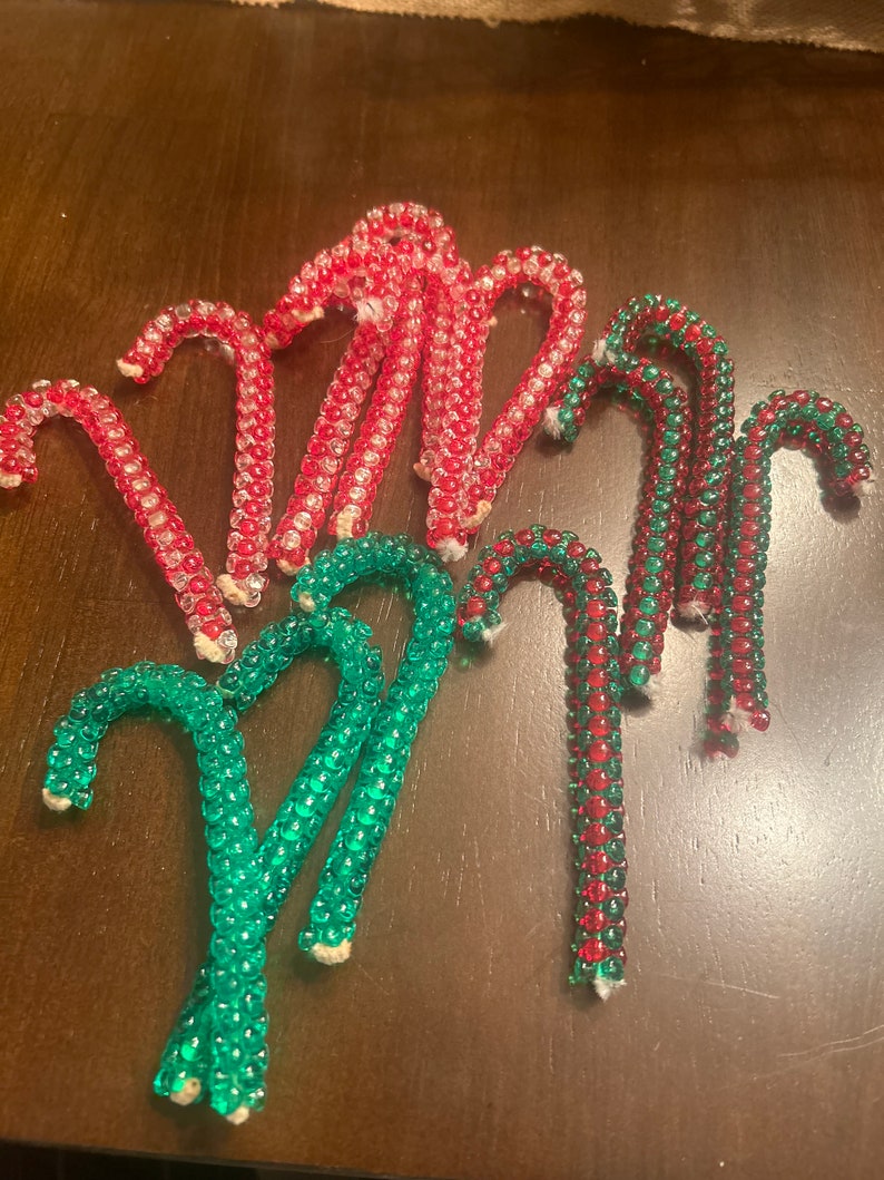 14 Vintage Plastic Bead Pinwheel Candy Canes - Etsy