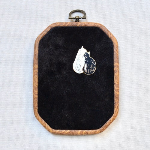 Black Velvet Pin Display Enamel Pin Hoop Pin Display Board - Etsy