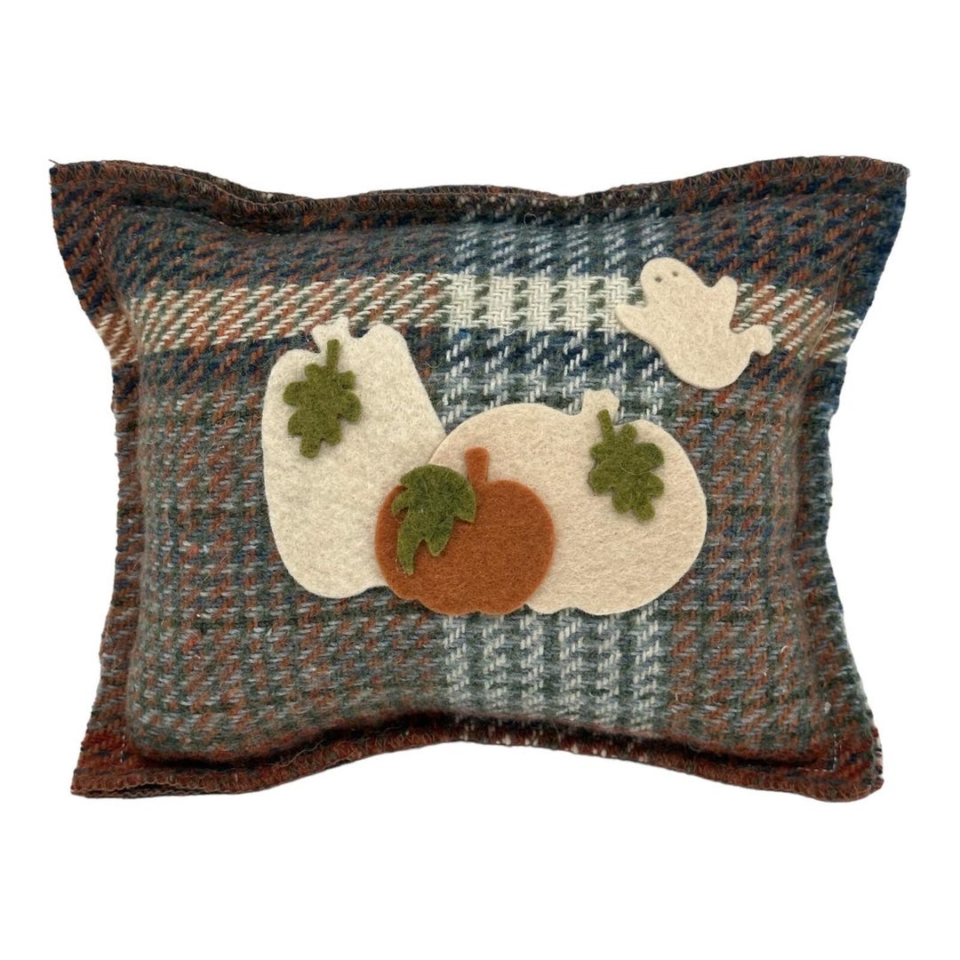 NEW Handmade Vintage Wool Scarf Pillow Felt Appliqué Pumpkins Ghosts ...