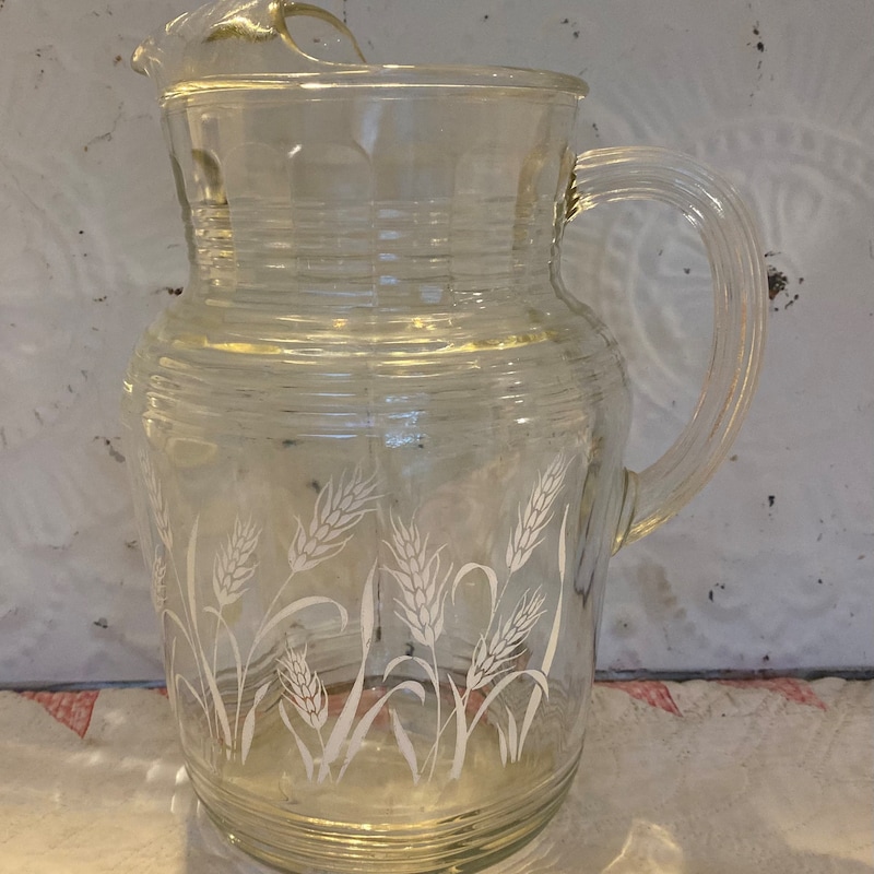 Retro Pitcher - Etsy