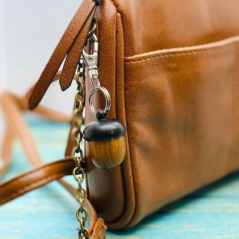 Medicine Pendant Holder - Etsy