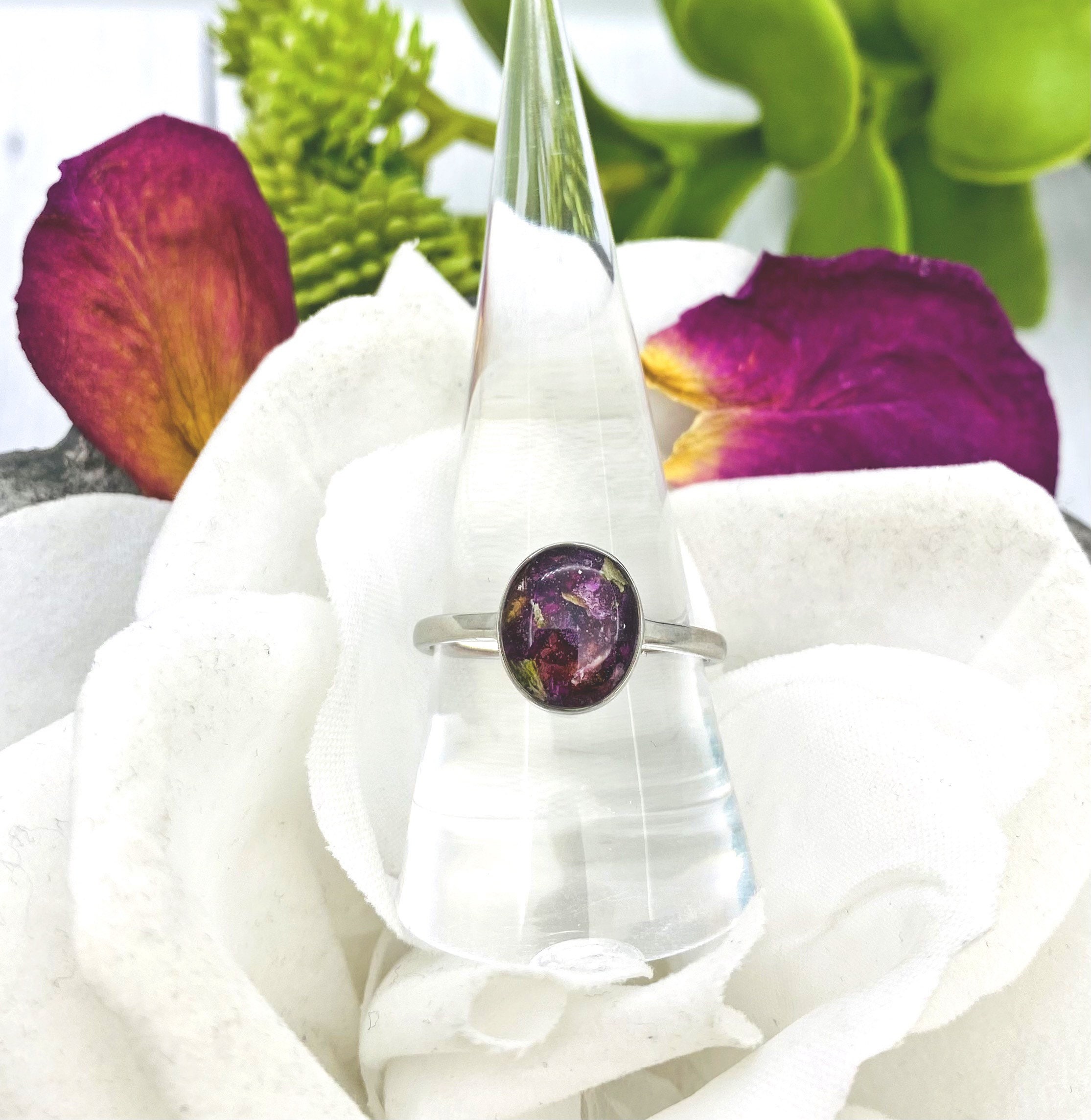 Dried Flower Oval Memorial Ring, Wedding Flower Ring, Dried Flower ...