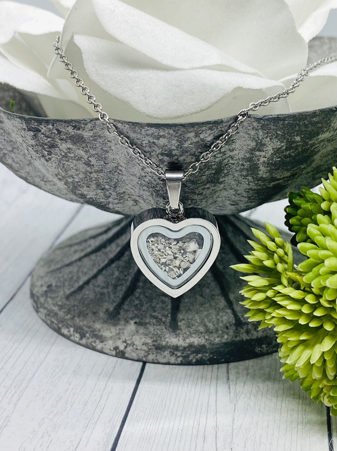 Heart Cremation Locket Necklace, Clear Glass Visible Ashes Locket ...