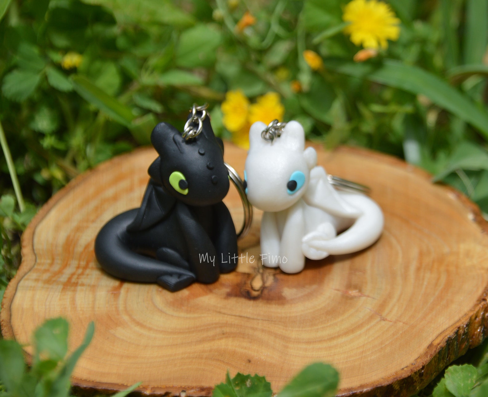 Night Dragon Keychain Light Dragon Black Dragon White - Etsy
