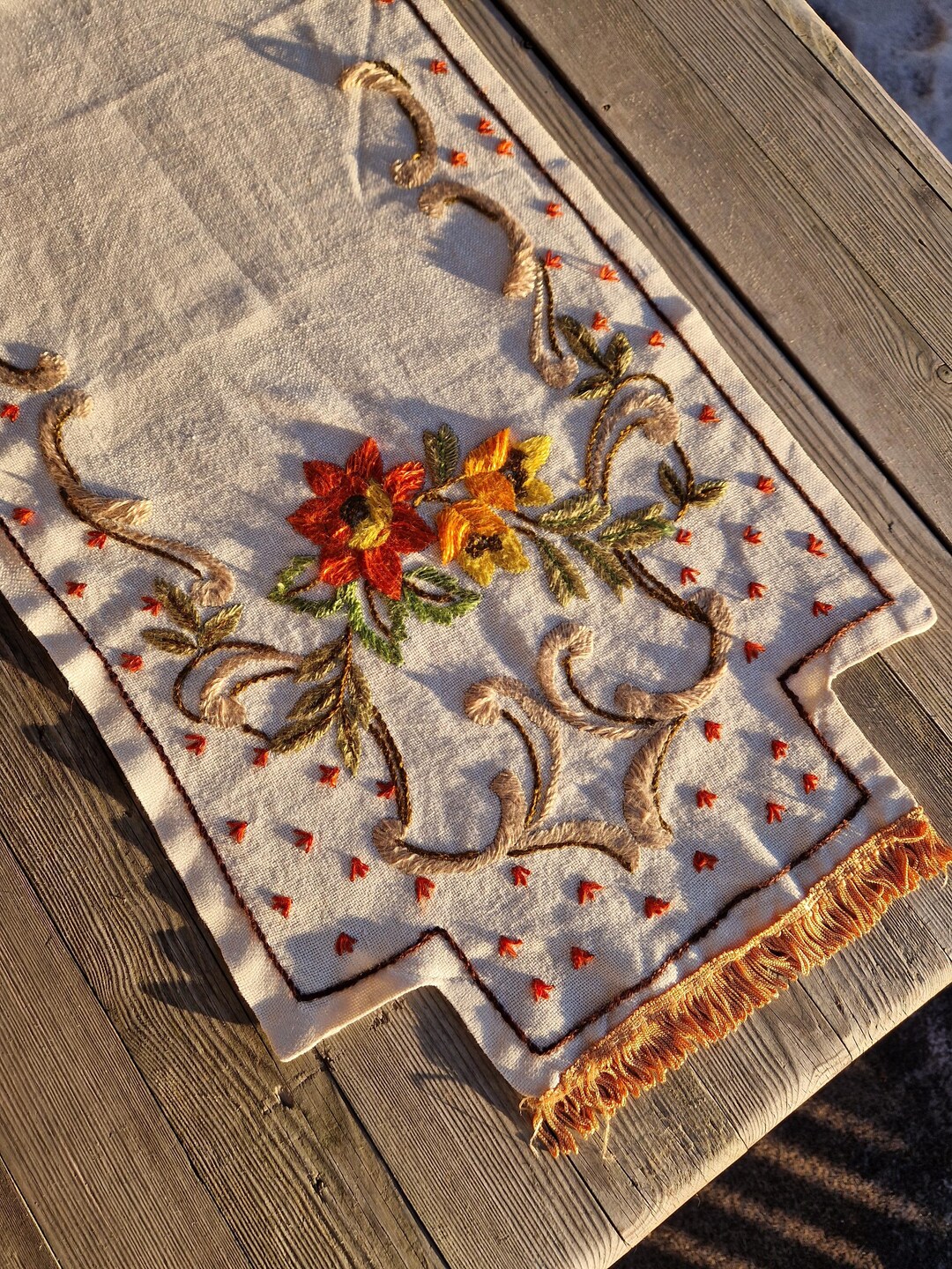 Antique Table Runner | Embroidered Table Runner | Vintage Linen Table ...