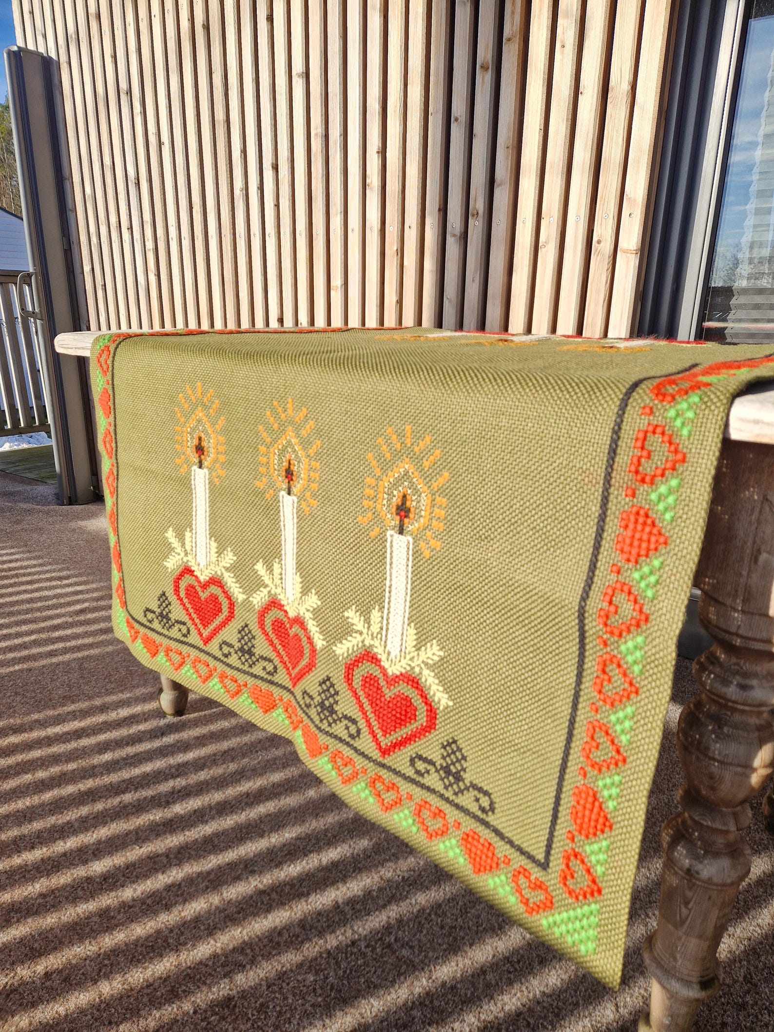 Vintage Hand-embroidered Norwegian Christmas Table Runner: Wool on ...