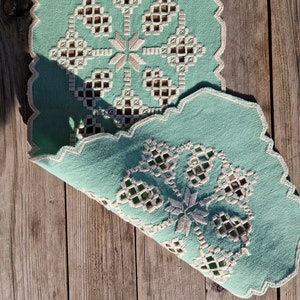 Vintage Norwegian Table Runner Hardanger Embroidered Lace Table Runner ...