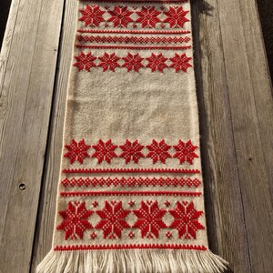 Vintage Christmas Table Runner | Norwegian Linen Runner | Embroidered ...