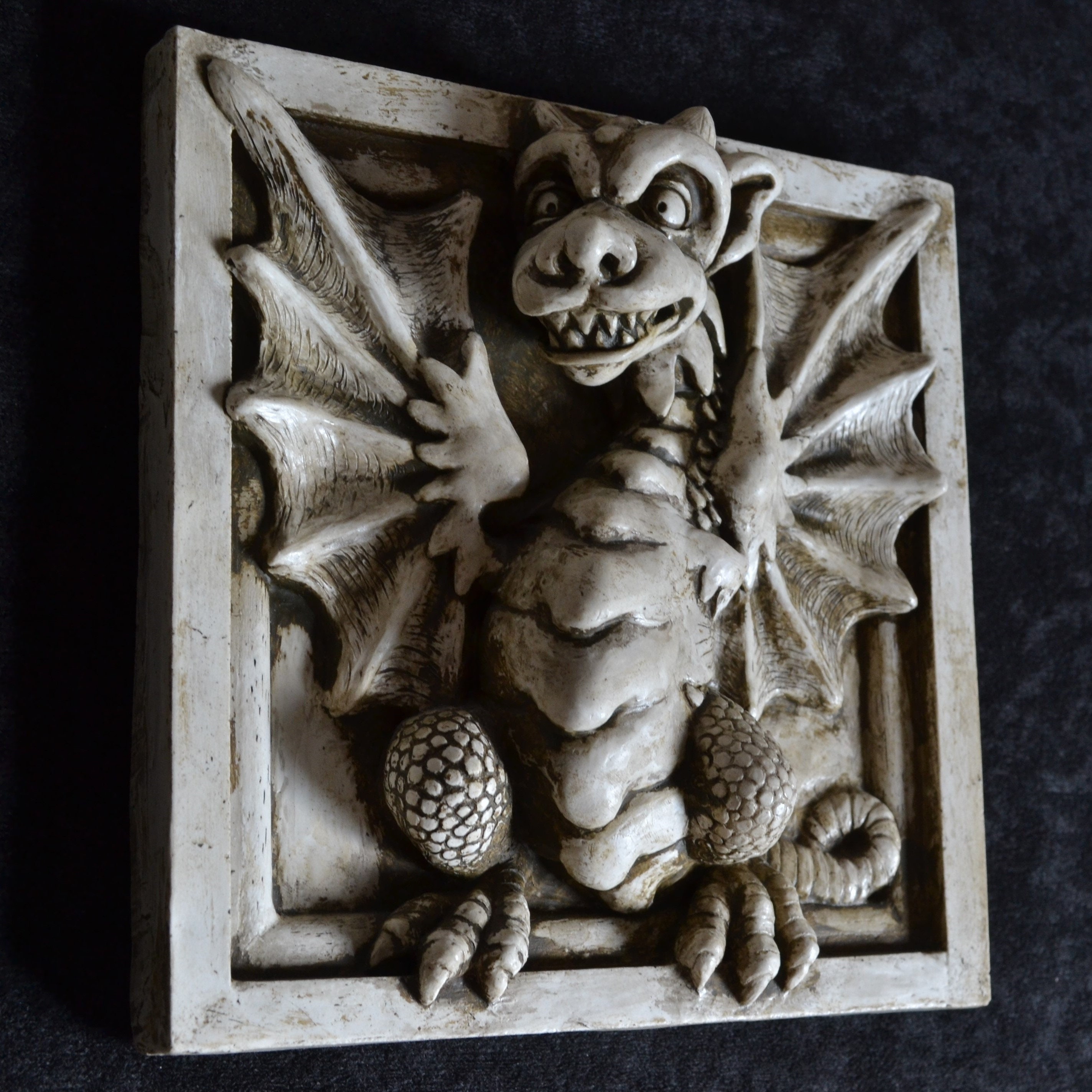 Omega - Low-relief Dragon Wall Decoration 15 Cm (5,9 Inch) - Etsy