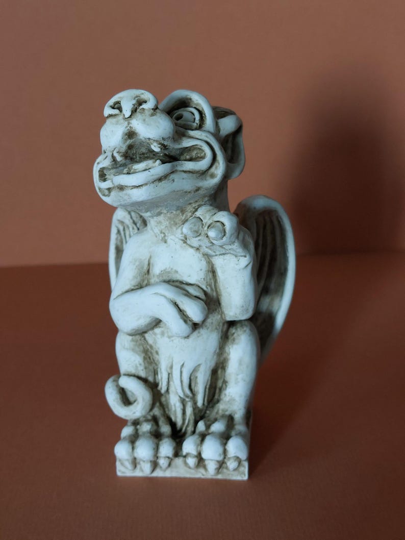 Petra the Gargoyle - Hard Plaster Figure of a Very Nasty Winged ...