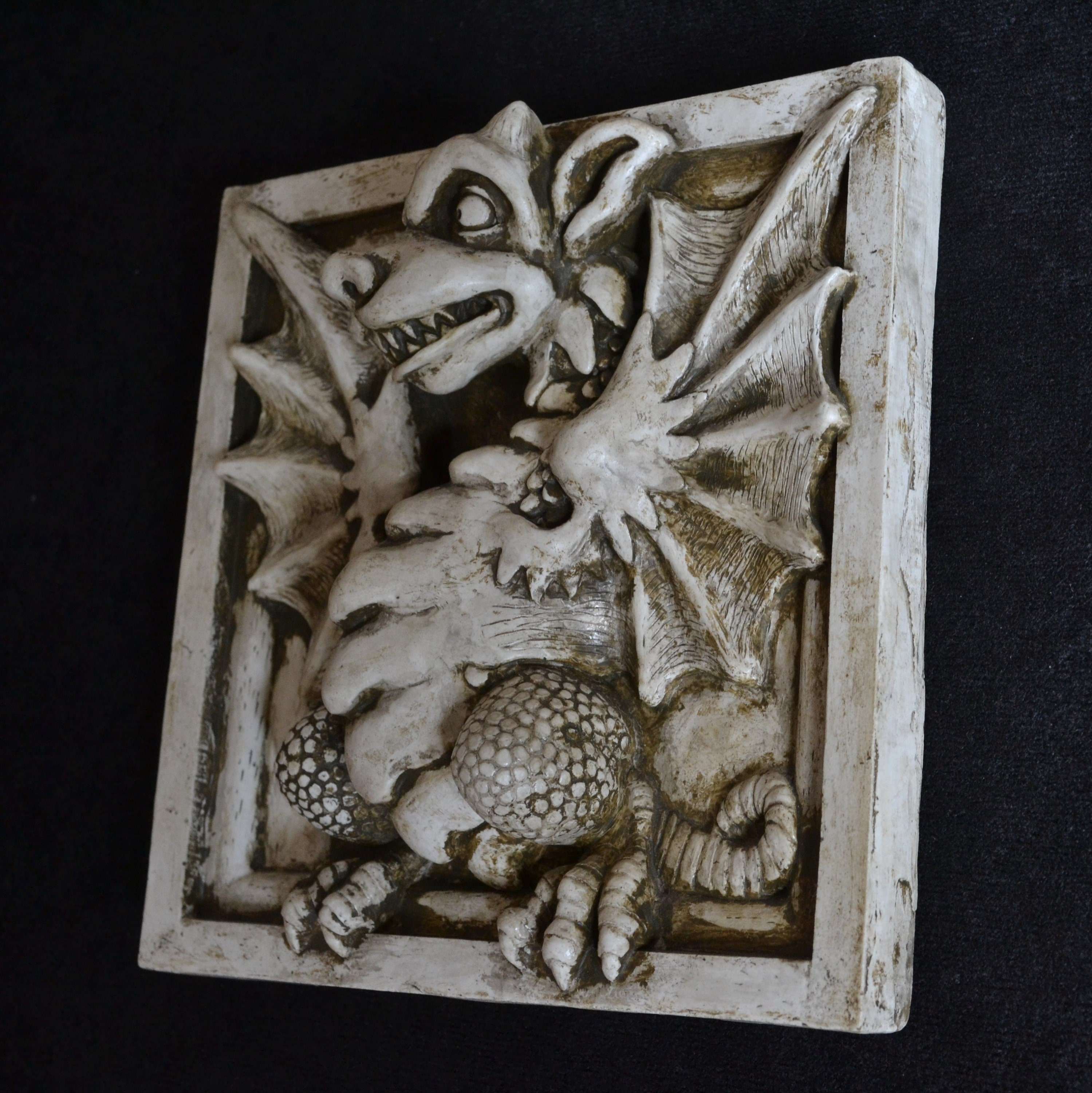 Omega - Low-relief Dragon Wall Decoration 15 Cm (5,9 Inch) - Etsy