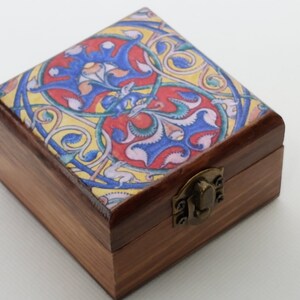 Small Square Box 7x7 Cm - Detail of a Beautiful Illumination From an ...