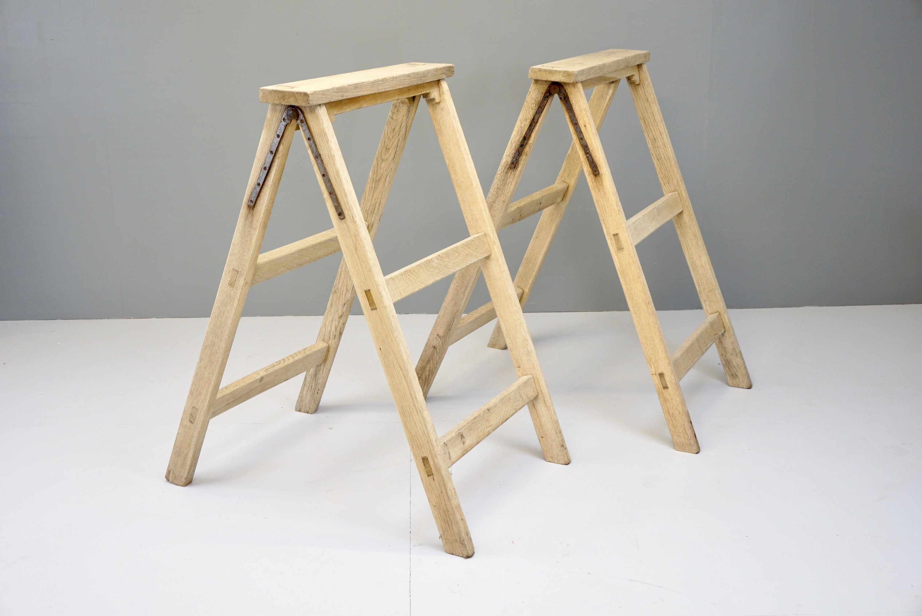 Pair of Oak Stands - Etsy