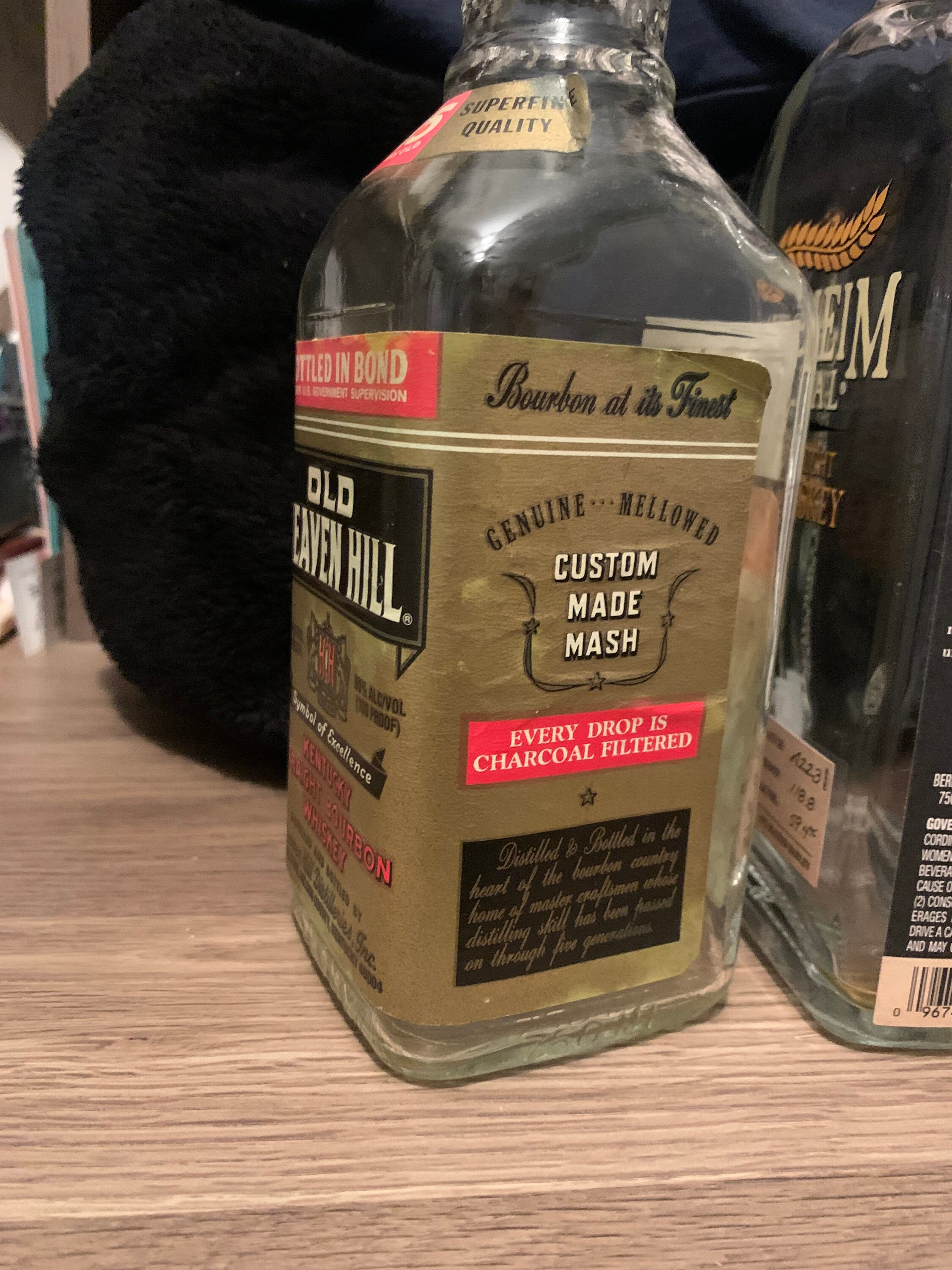 Lot of Empty Heaven Hill Allocated Bourbon Whiskey Bottles Japanese ...