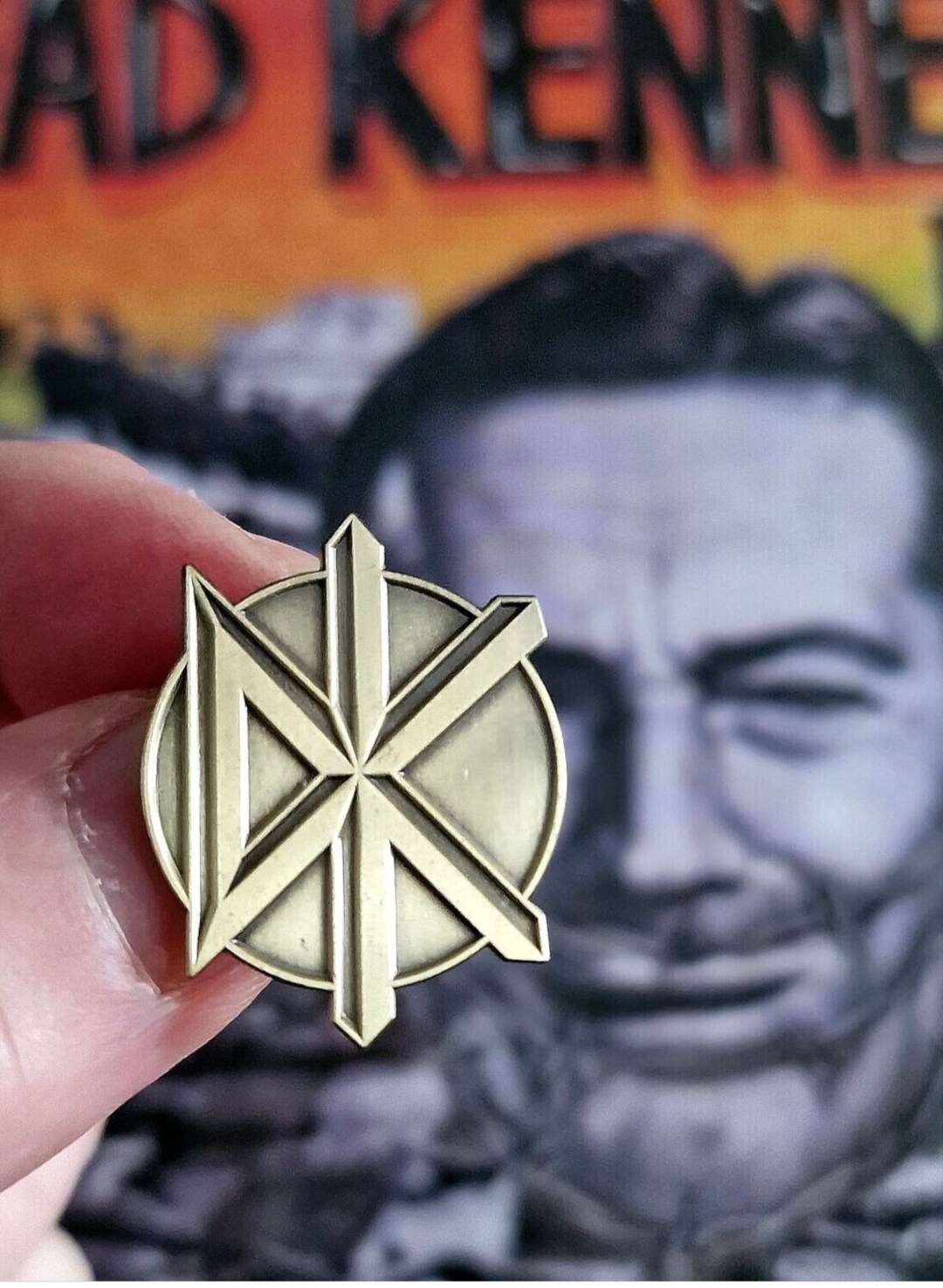 DEAD KENNEDYS Pin Badge Hardcore Punk Rock Jello Biafra Kill the Poor ...