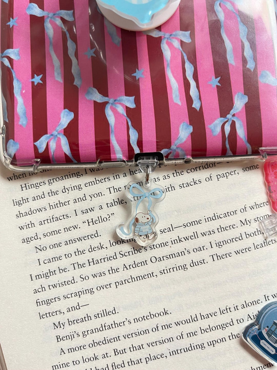 Bookish Babe Bow E-reader Charm| Dust Plug Charm Accessories | Winter ...