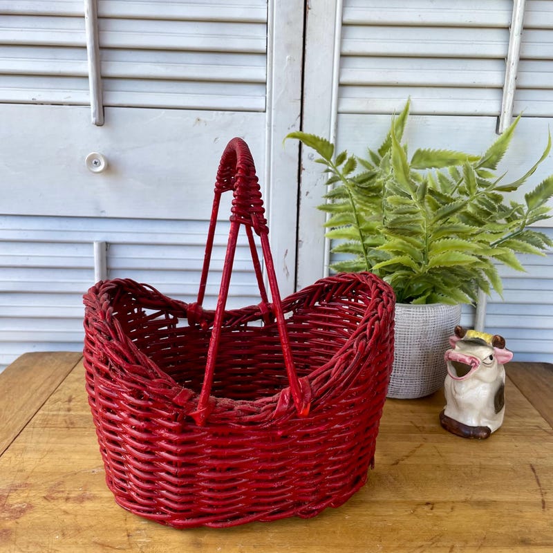 Red Basket - Etsy
