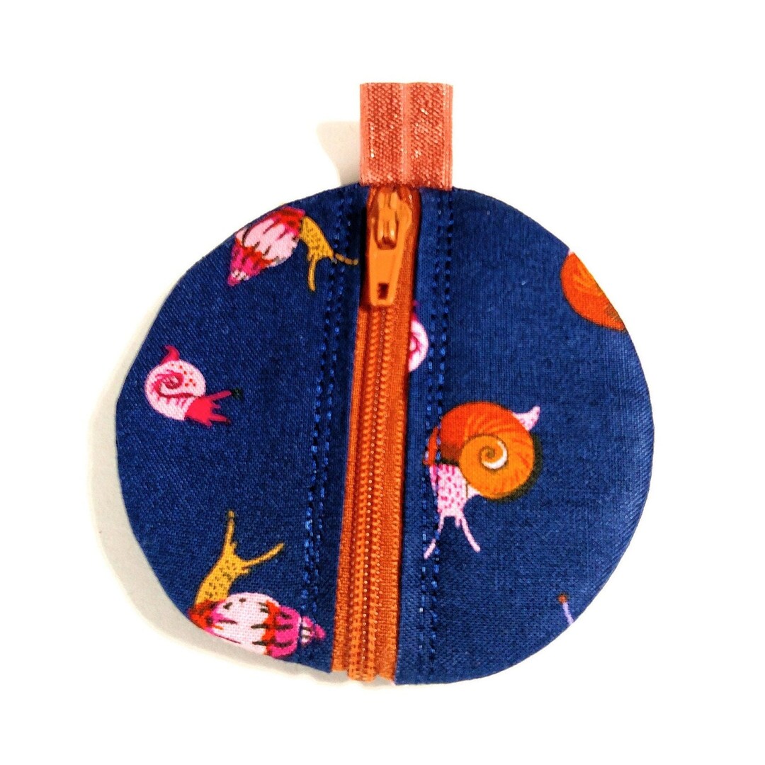 Small Snails Coin Purse, Circle Pouch, Zippered Purse, Earbud Pouch ...