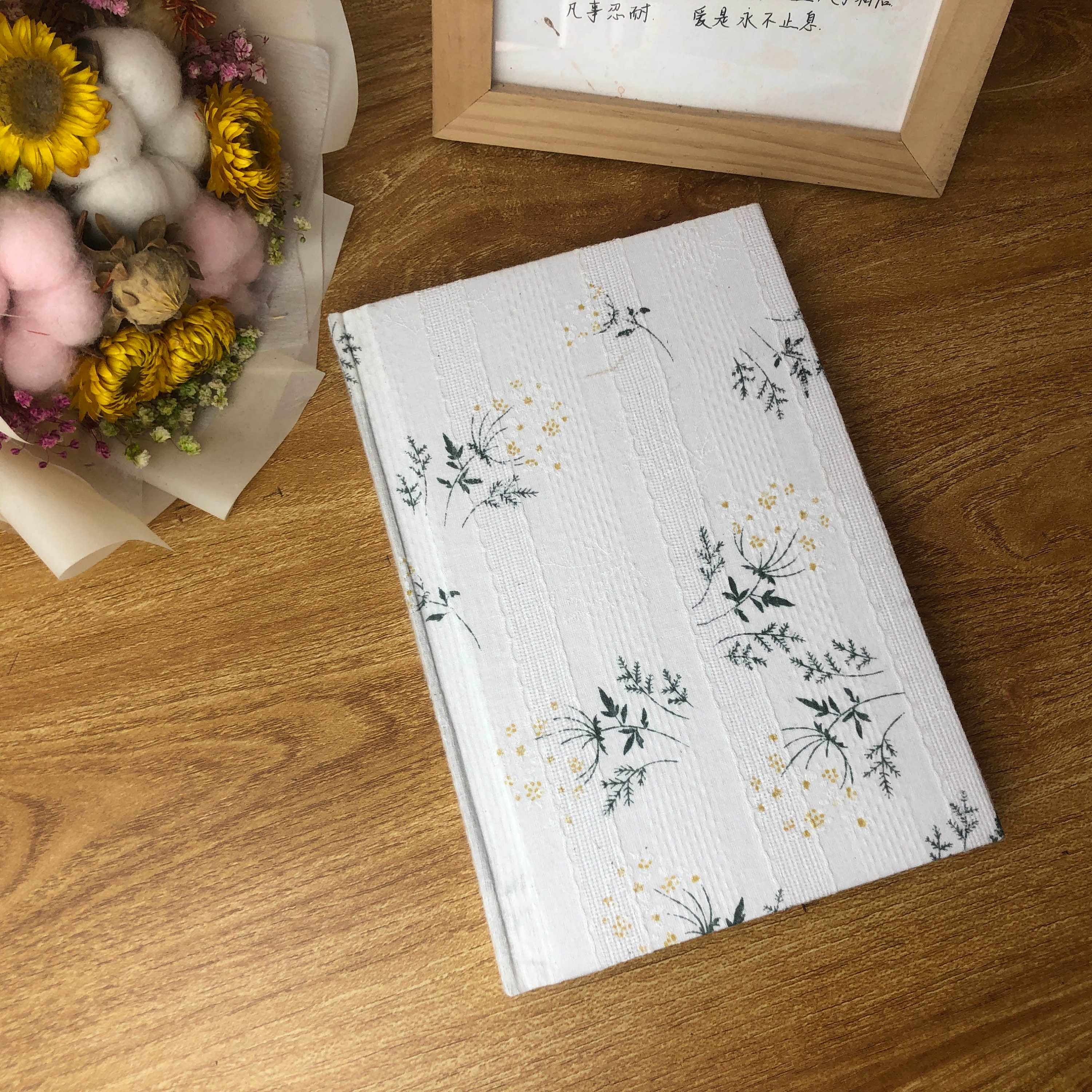 Daisy writing journal hardcover notebook A5 journals for | Etsy
