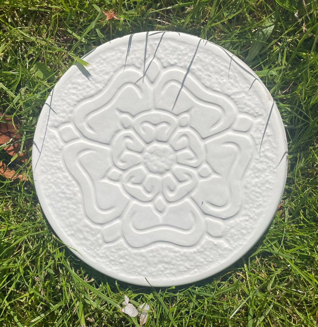 Set of Five White Yorkshire Rose Garden Stepping Stone Paving - Etsy UK