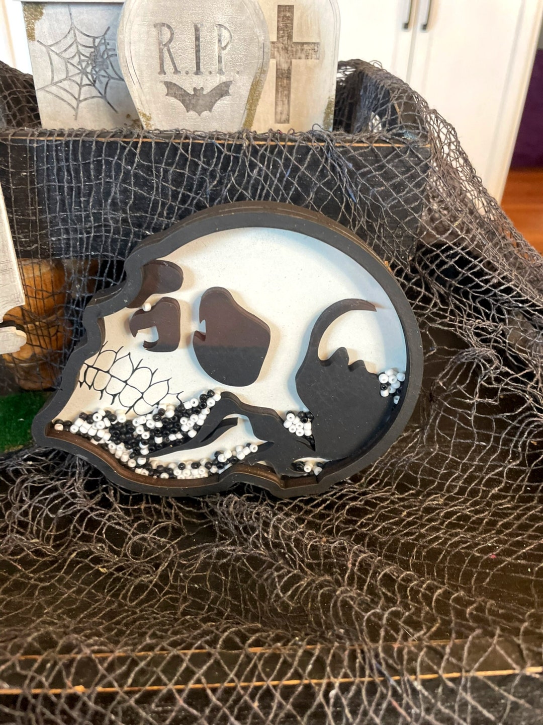 SKULL Shaker Sign/ Halloween Ghost Themed Decor / Wood Signs Shaker ...