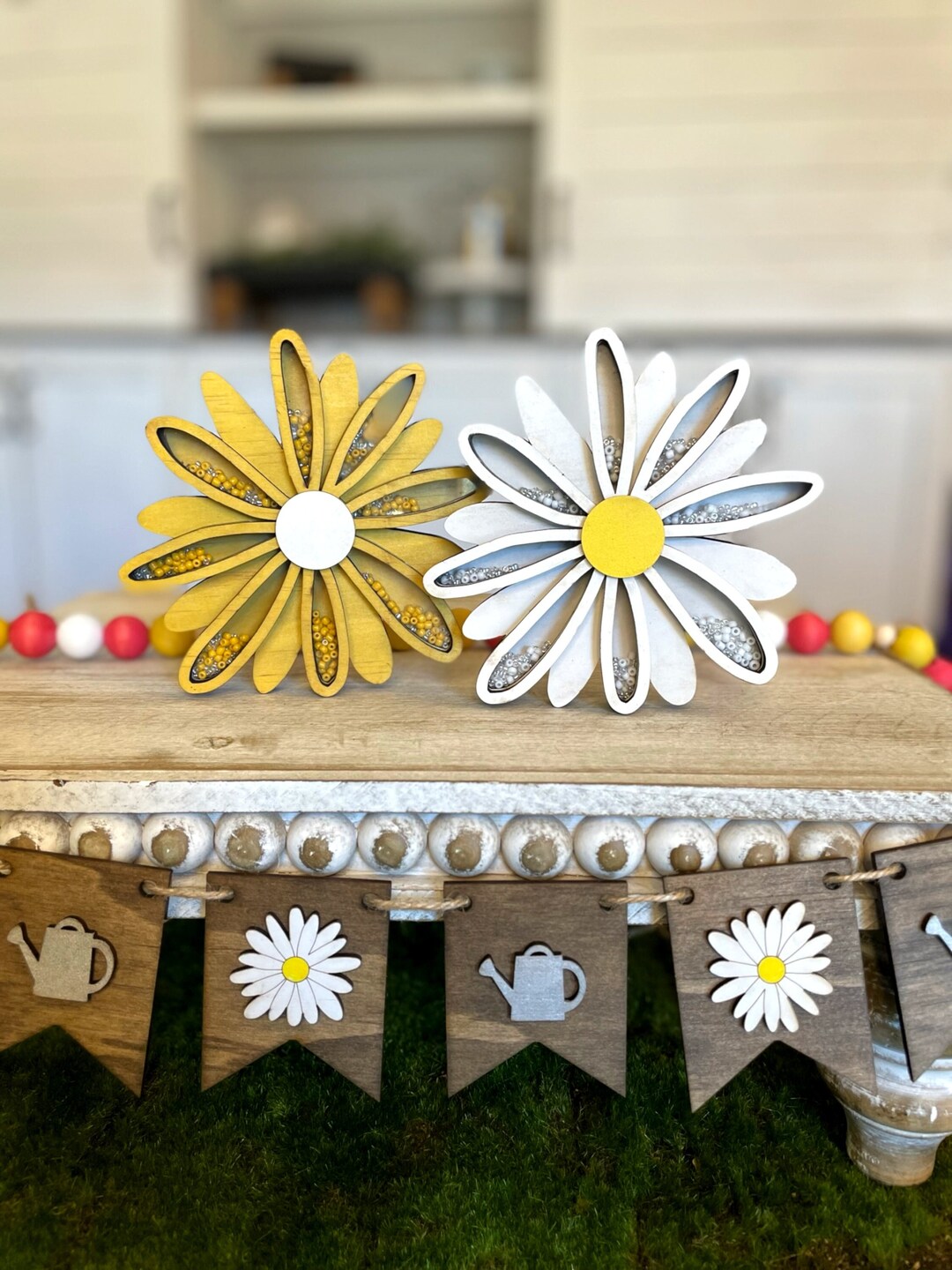 DAISY SHAKER Sign/ Daisy Flower Signs/ Wood Signs Shaker With Beads and ...