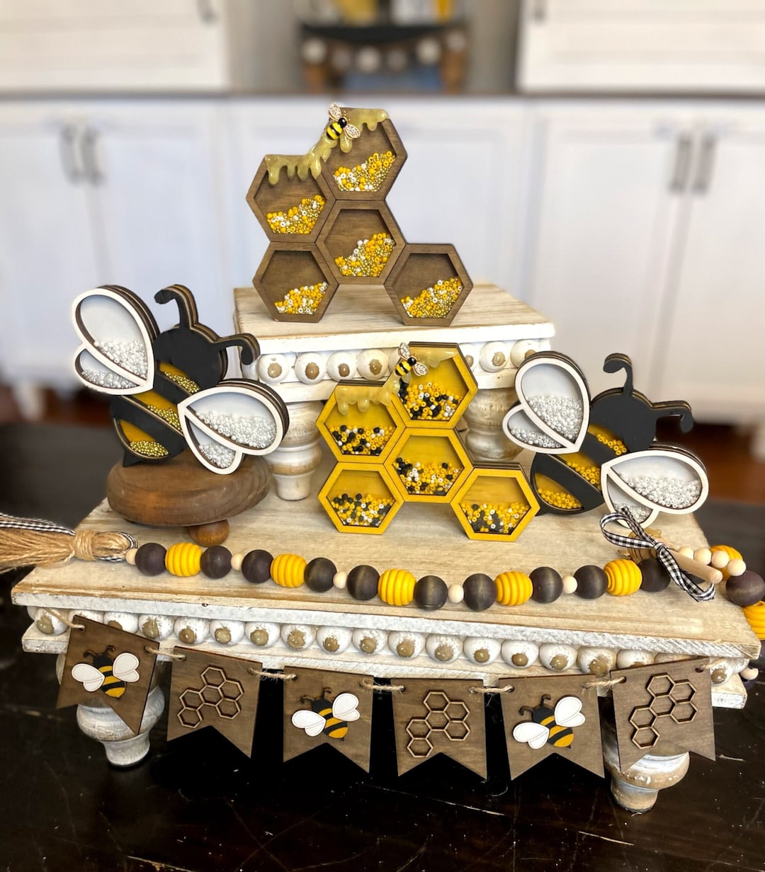 BEE & HONEYCOMB SHAKER Signs/ Lemon Signs/ Wood Signs Shaker With Beads ...