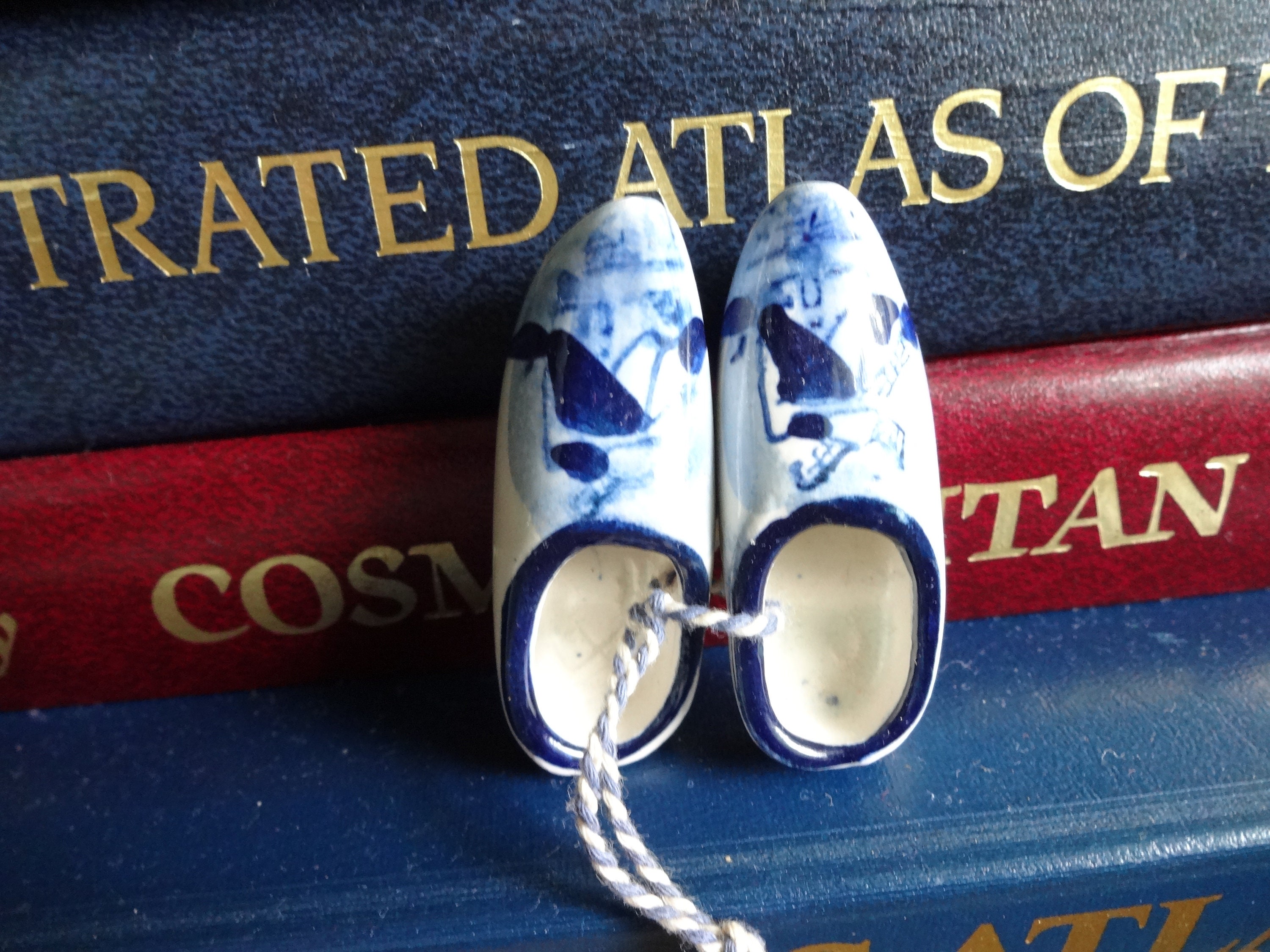 Mini Dutch Shoes, Delft Pottery, - Etsy