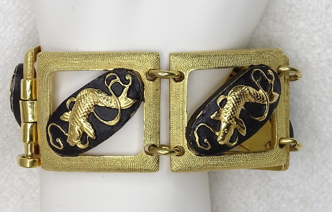 RARE Vtg Diane Love for Trifari Gold Koi Fish Matte Black Enamel Locket ...