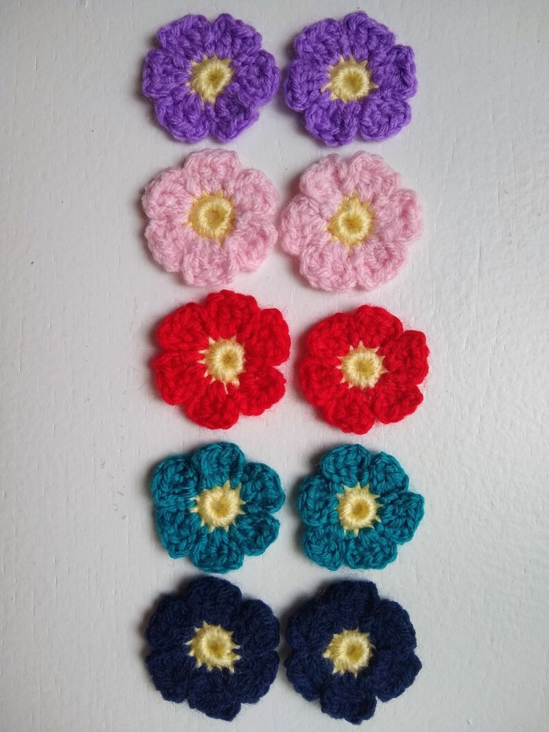 Crochet Flower Appliqué Set of 10 Patches Small Handmade - Etsy