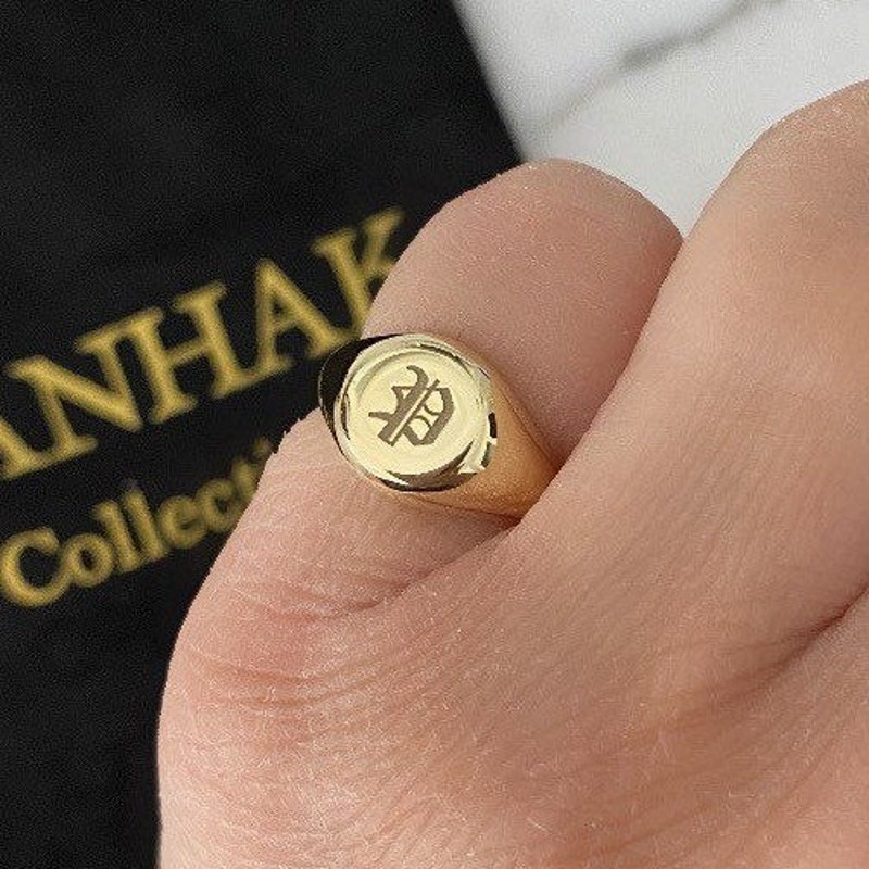 Custom Signet Ring - Etsy