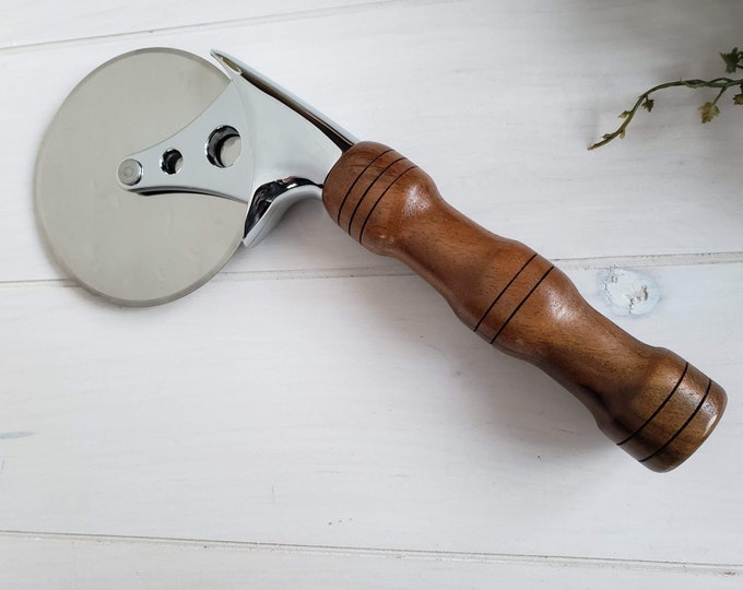 Large Pizza Wheel Custom Wood Handle Pizza Cutter Roller - Etsy