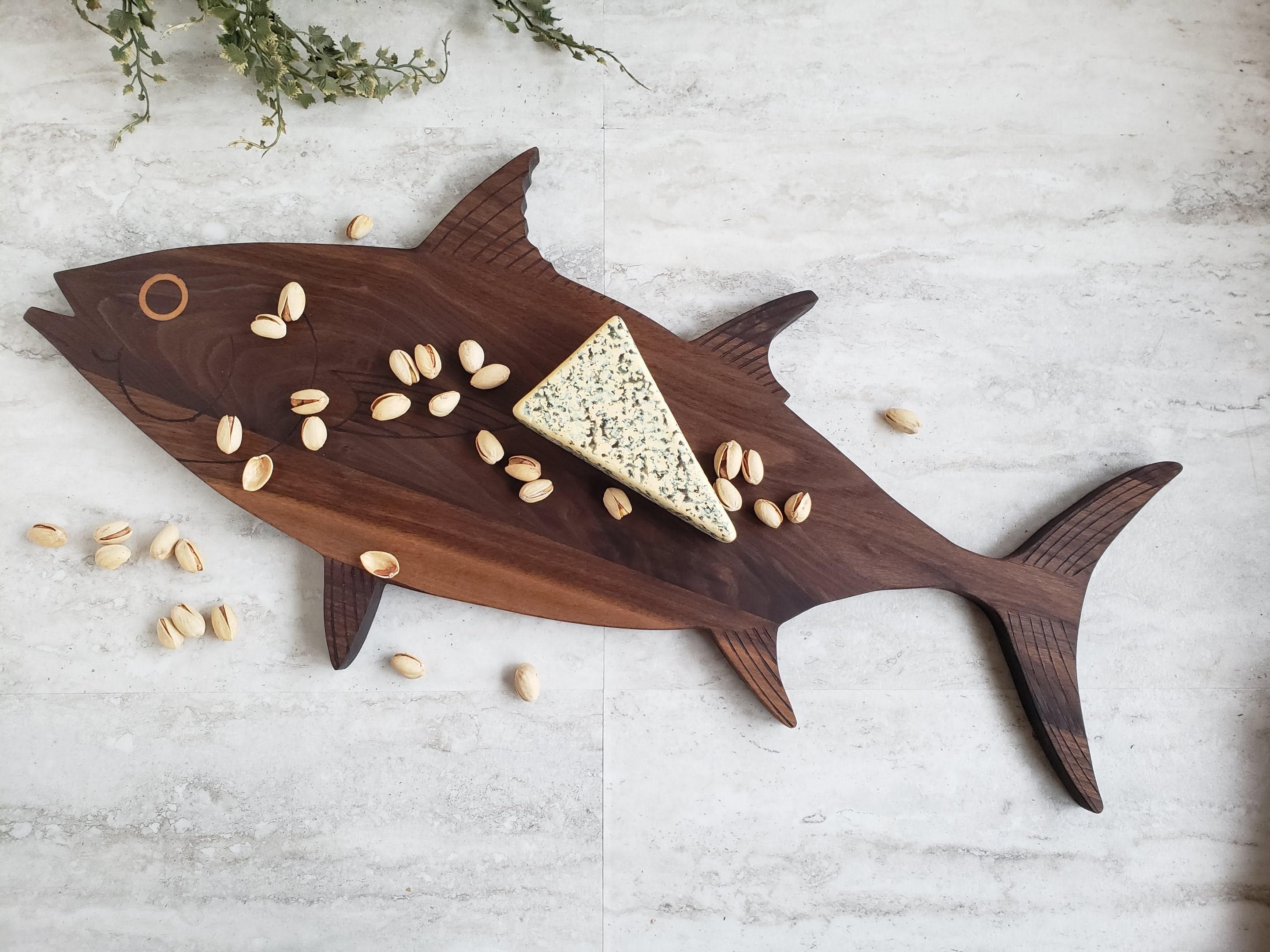 Serving Board Fish Shape Coastal Fish Decor Walnut Wood - Etsy 日本