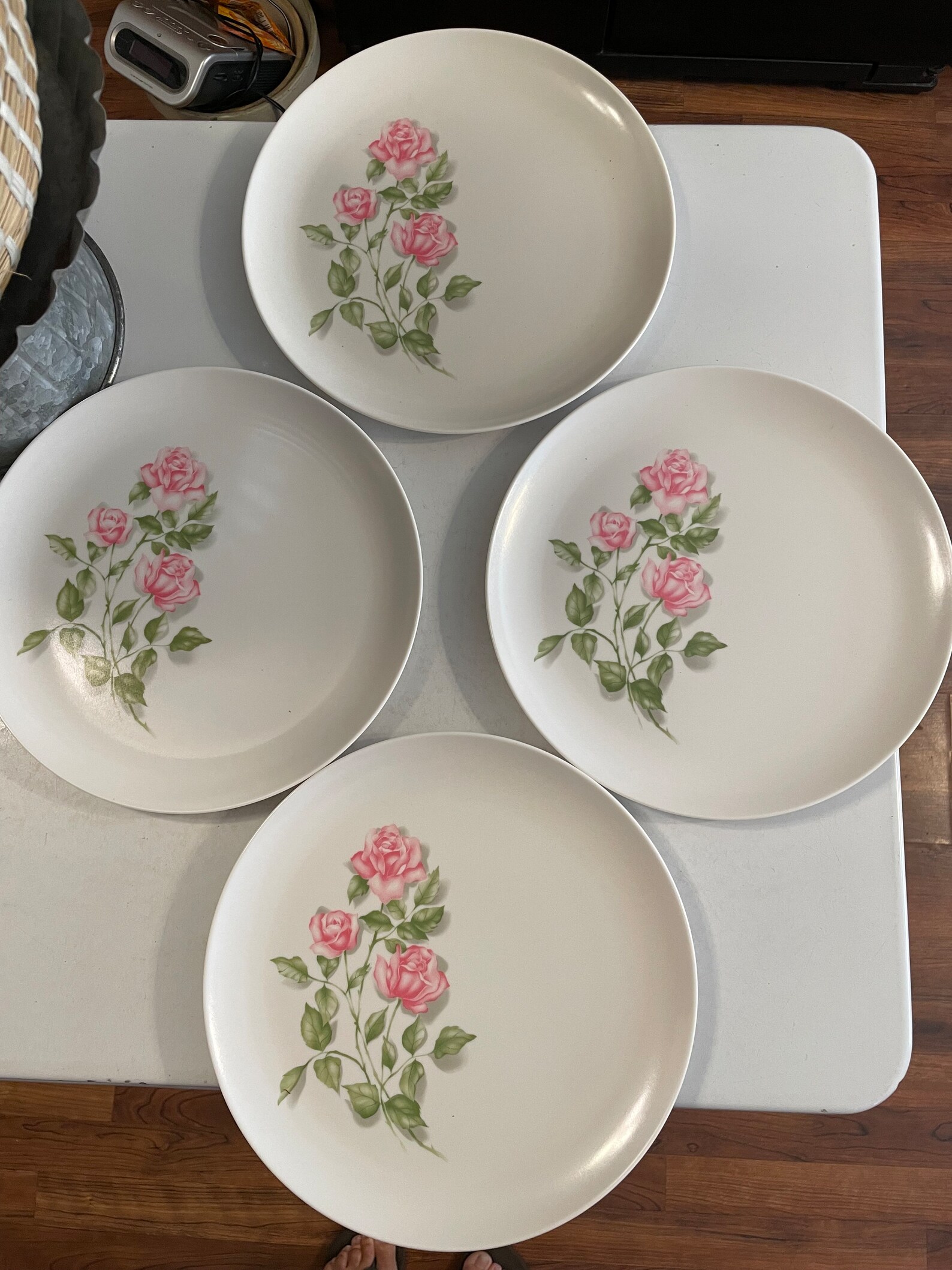 Vintage Oneida Melamine 10-inch Dinner Plates White With Pink Rose ...