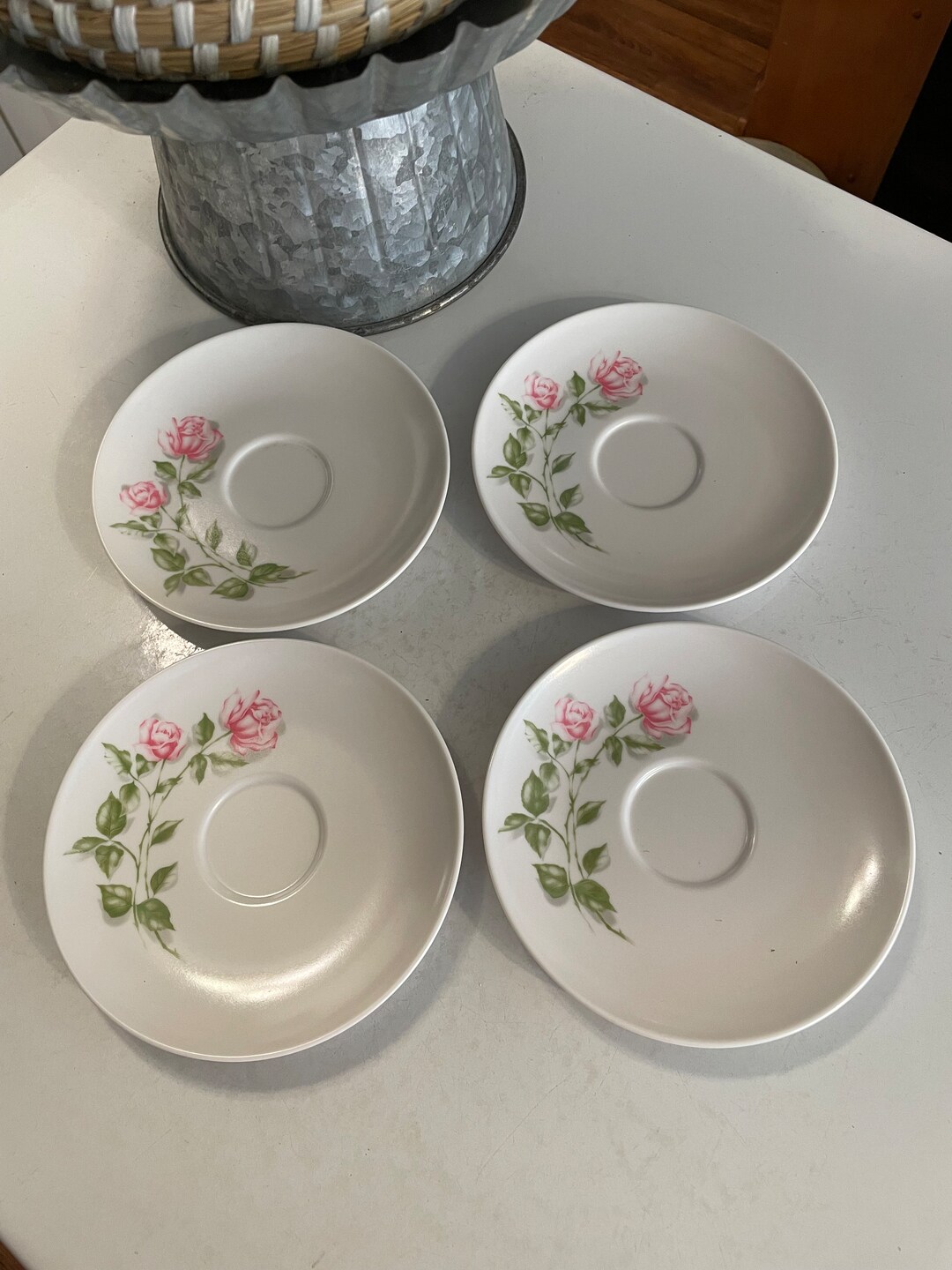 Vintage Oneida Melamine 6-inch Saucers White With Rose Pattern Design ...