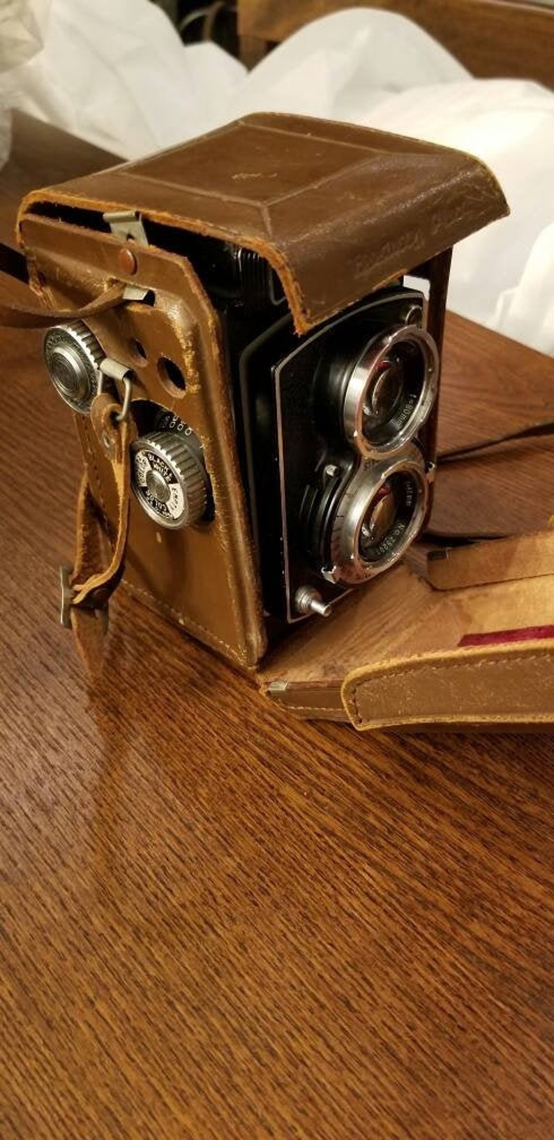 Beautyflex Model D, C1955. TLR Camera - 6x6cm Rollfilm With FC Biokor 3 ...